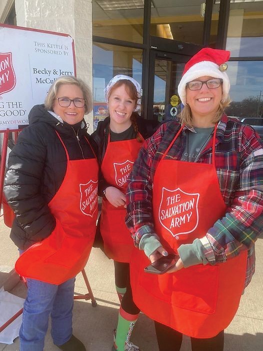 Salvation Army Bell Ringers - Arlington Today Magazine
